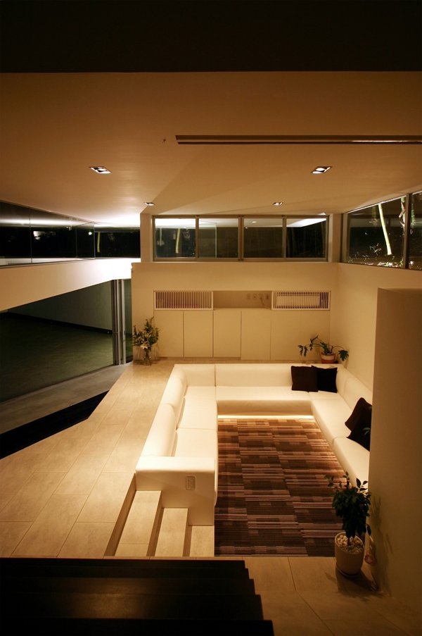 Sharp House by Esprex | HomeAdore