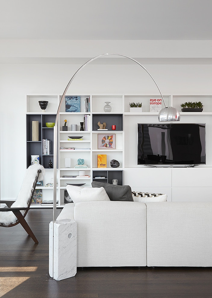 Bloomberg Tower Apartment by Tara Benet Design | HomeAdore