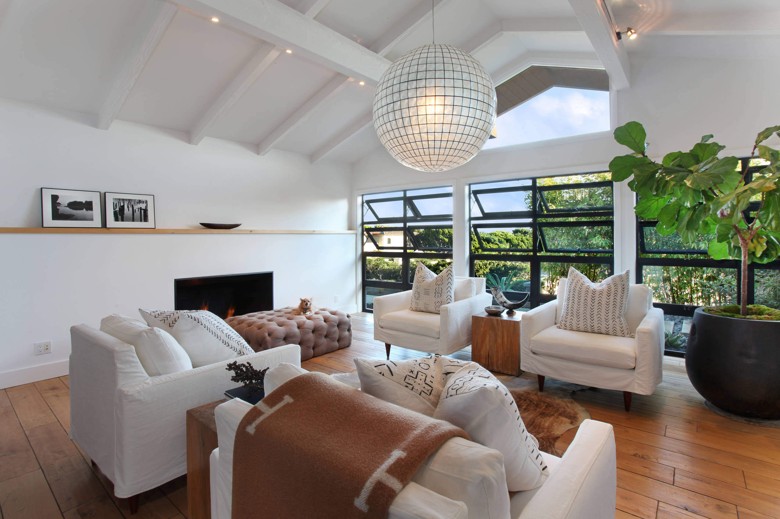 Dana Point by Interior Design Collaborative | HomeAdore