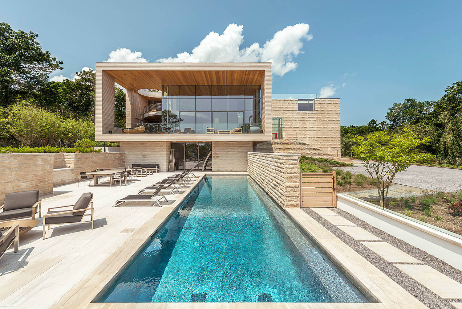 Amagansett Residence by Julia Roth Design | HomeAdore