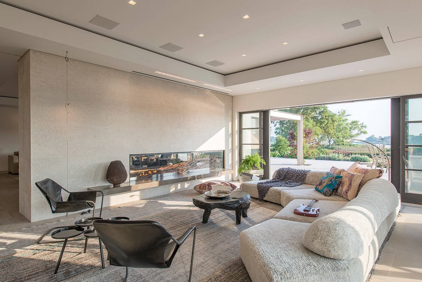 Southampton Residence by Julia Roth Design | HomeAdore