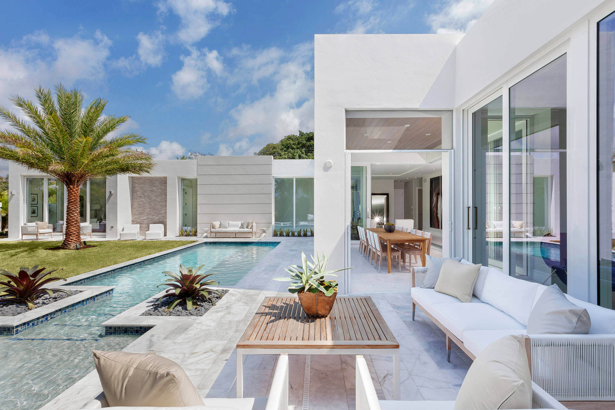 Modern Residence by IBI Designs | HomeAdore