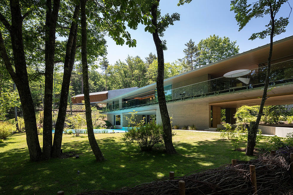 021-water-glass-villa-marchitects | HomeAdore