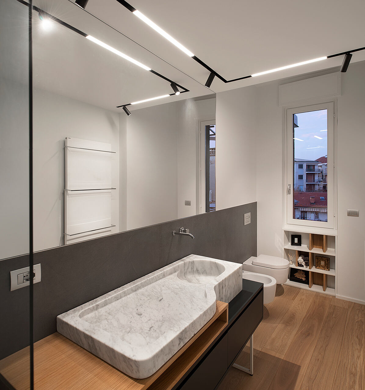 010-lll-house-tips-architects | HomeAdore