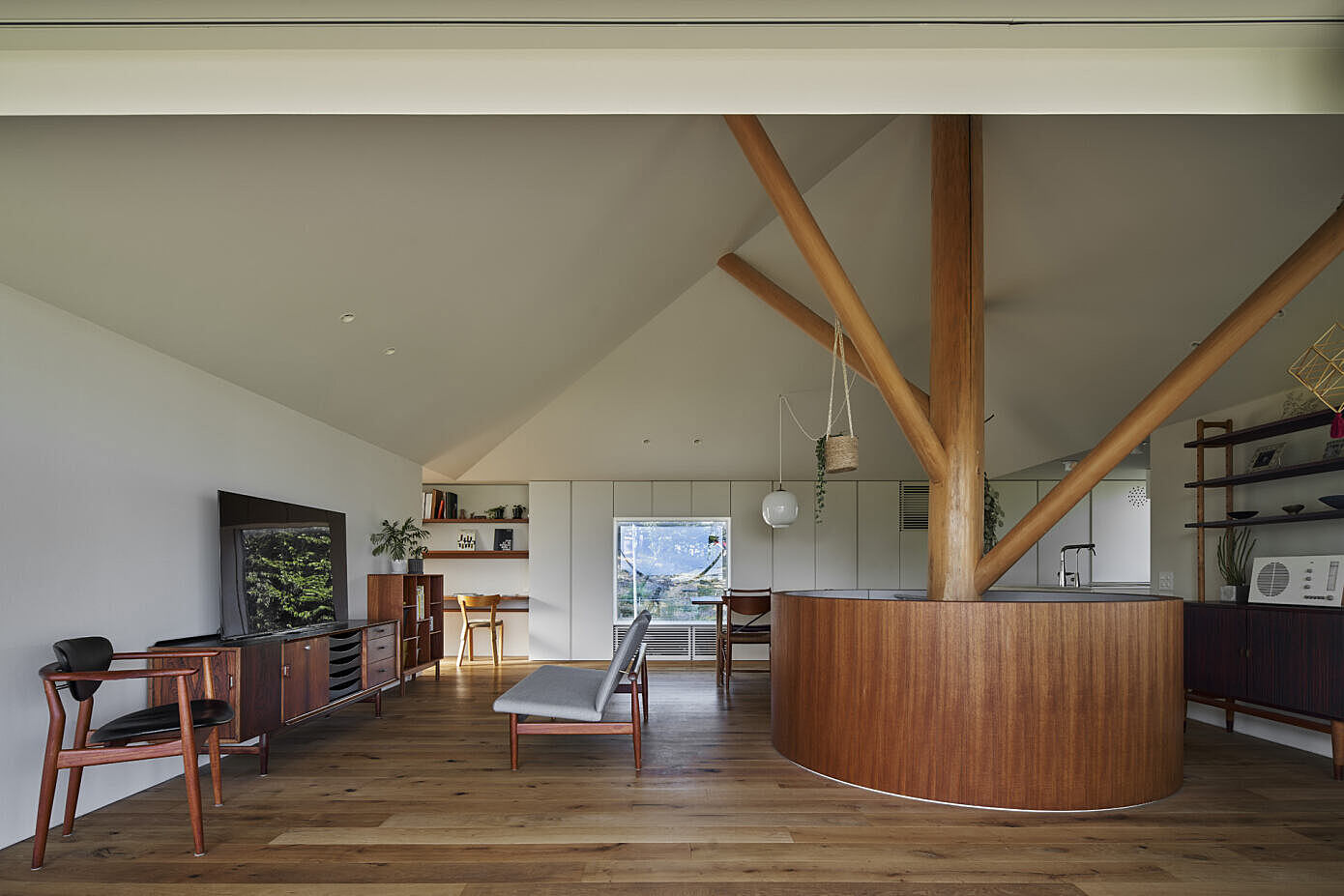 Toga House by Takeru Shoji Architects | HomeAdore