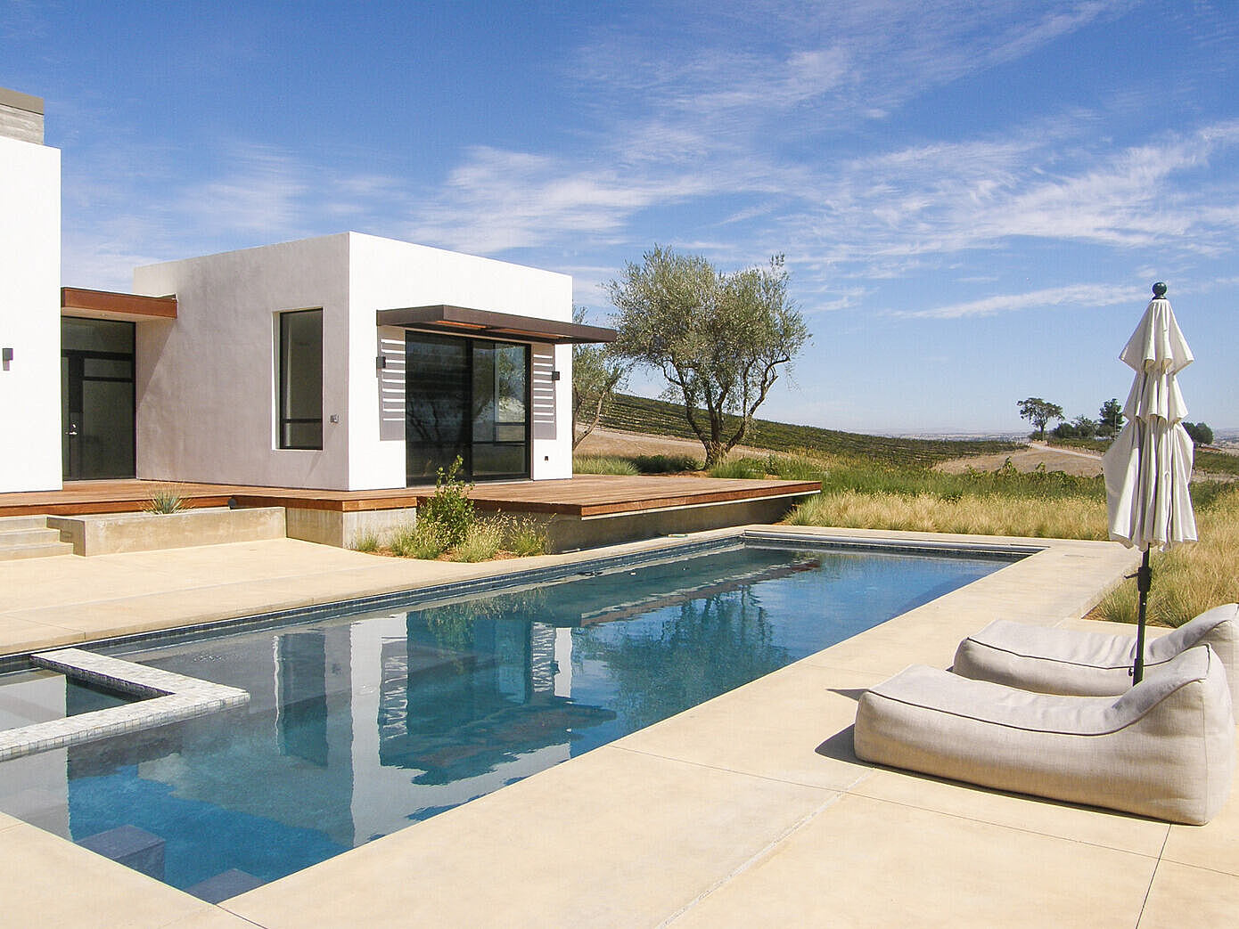 Vineyard House: Ferguson-Ettinger’s Modern Masterpiece in Santa Barbara ...