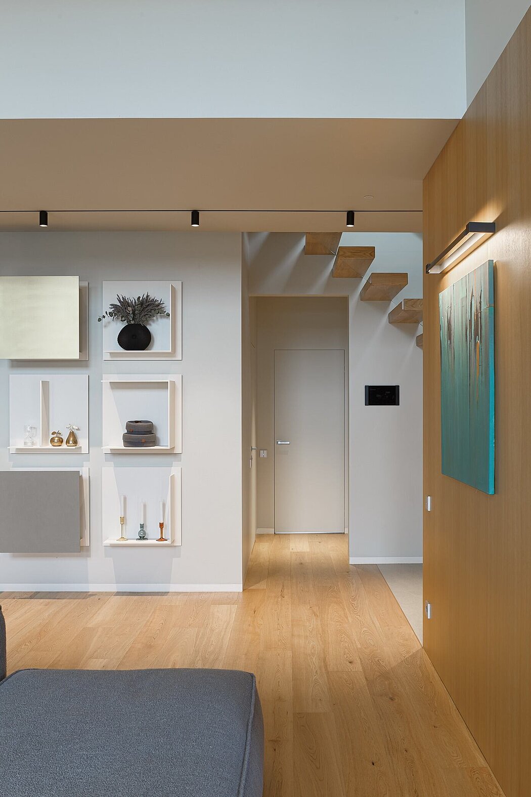 HY/13: The Stunning Minimalist House in Ivano-Frankivsk | HomeAdore