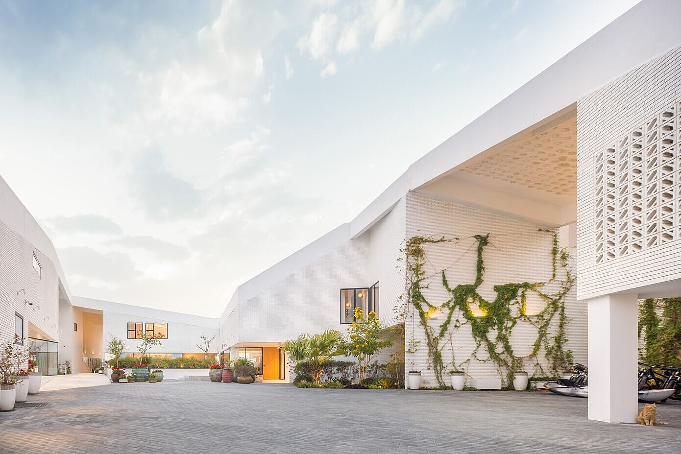 Tent House: A Desert Oasis with Contemporary Design in Kuwait | HomeAdore