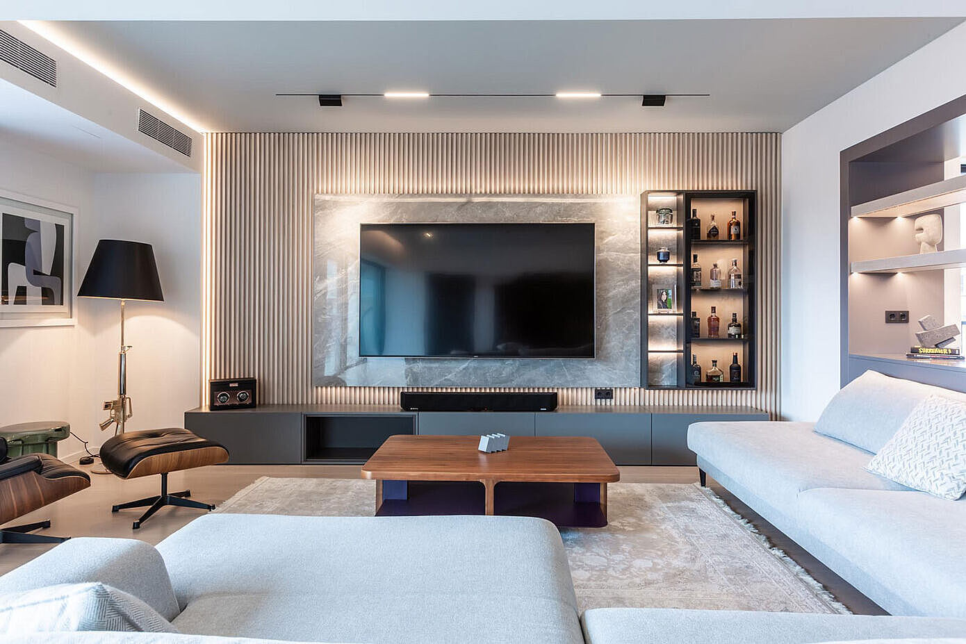 Project 247: Kalamata’s Modern Minimalist Revamp | HomeAdore