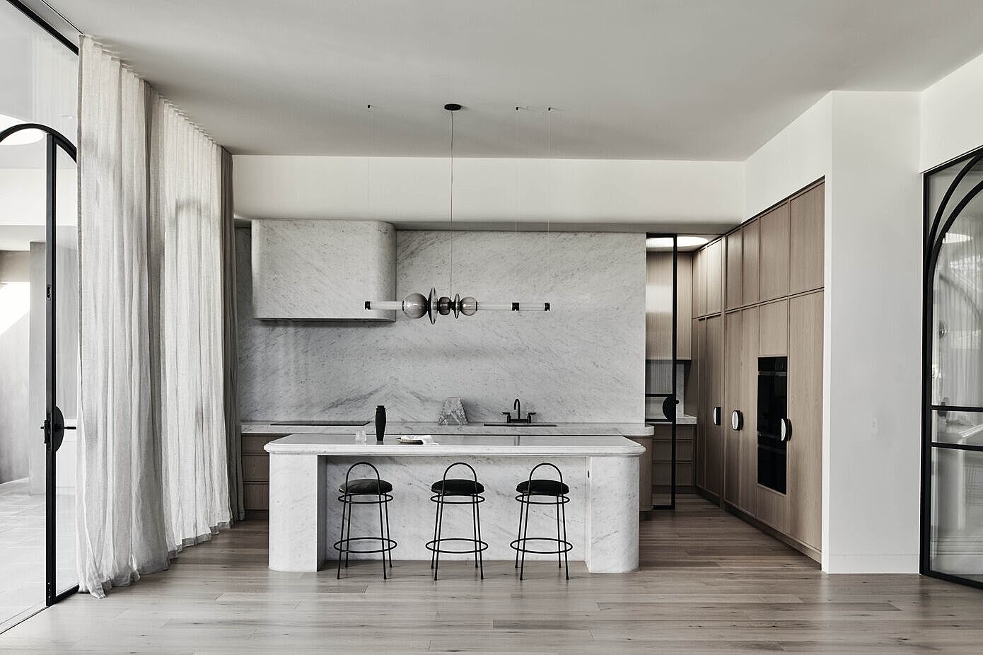 Malvern House: Heritage Meets Modern Luxury | HomeAdore