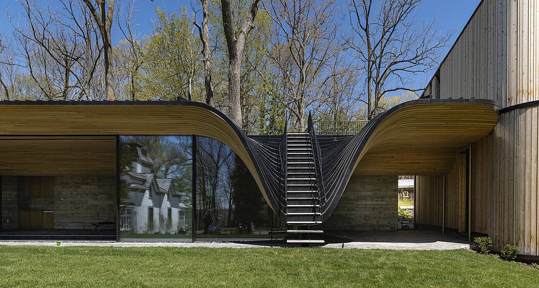 Fold House: Harmonizing with Hamilton’s Hills | HomeAdore