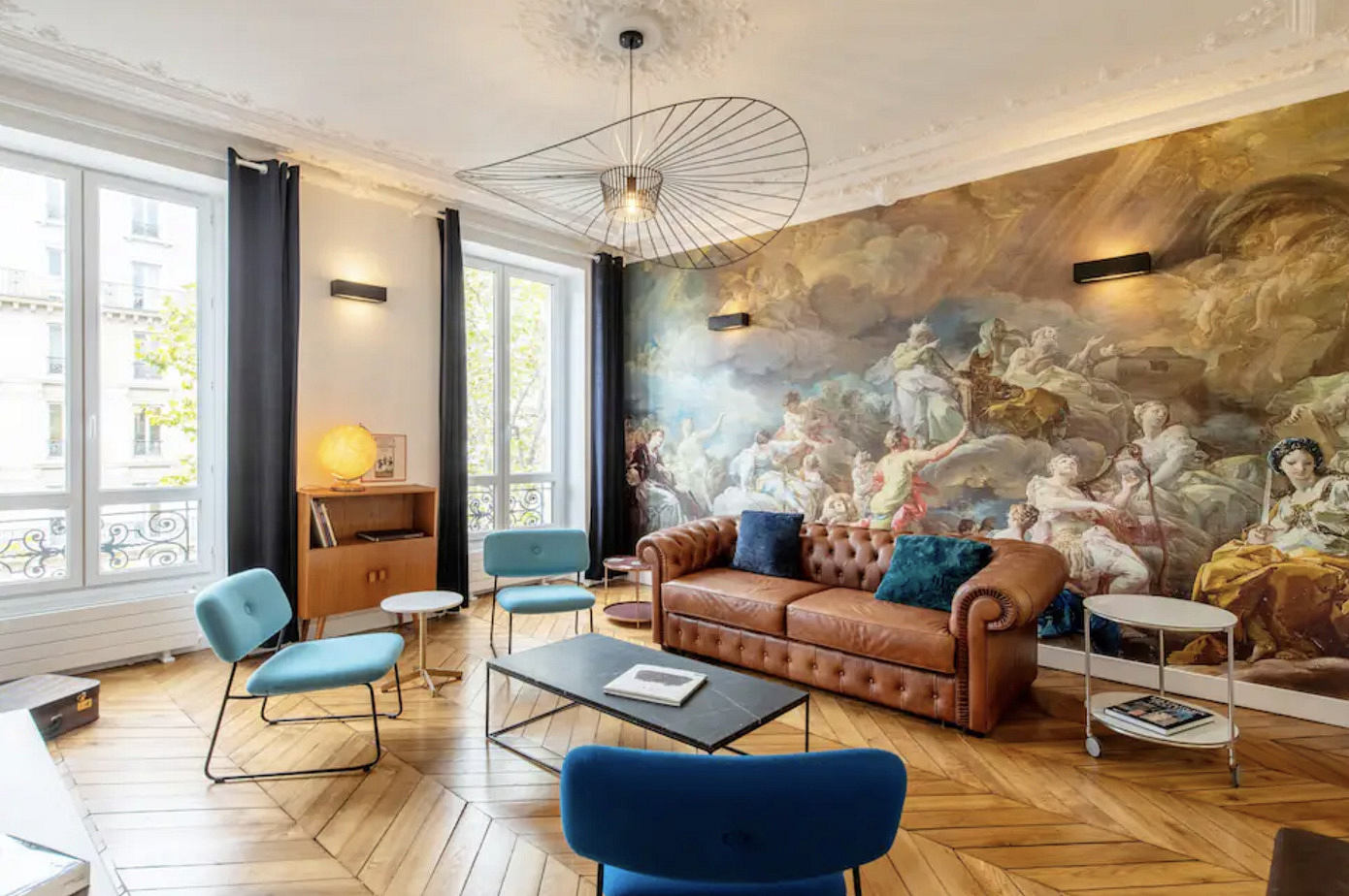 Paris Apartment: A Modern Twist on Classic Haussmann Design | HomeAdore
