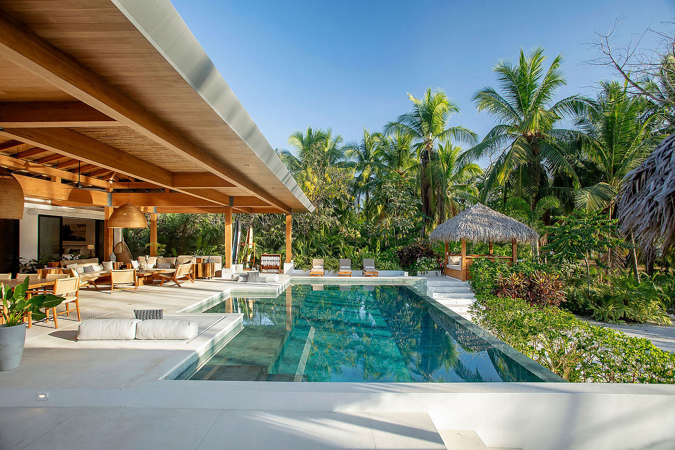 Pasha: Sustainable Luxury on Costa Rica's Pristine Coast