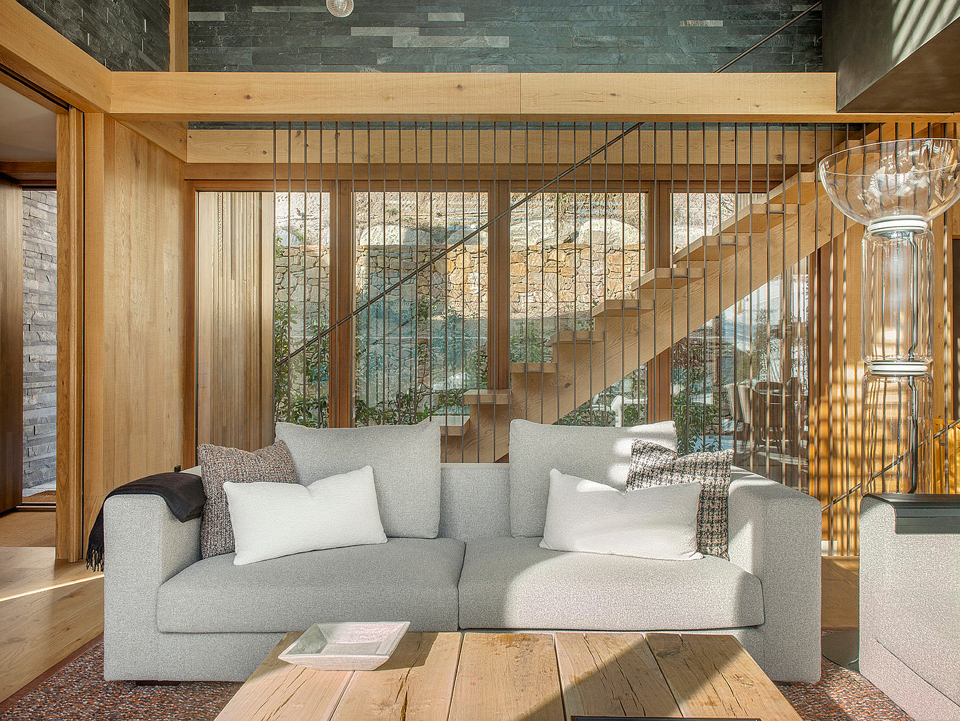 Mountain House: Elevating Alpine Aesthetics in the Pyrenees