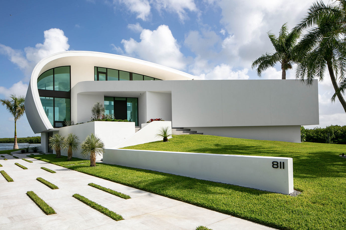 The Binnacle Home by Sweet Sparkman Architecture & Interiors | HomeAdore