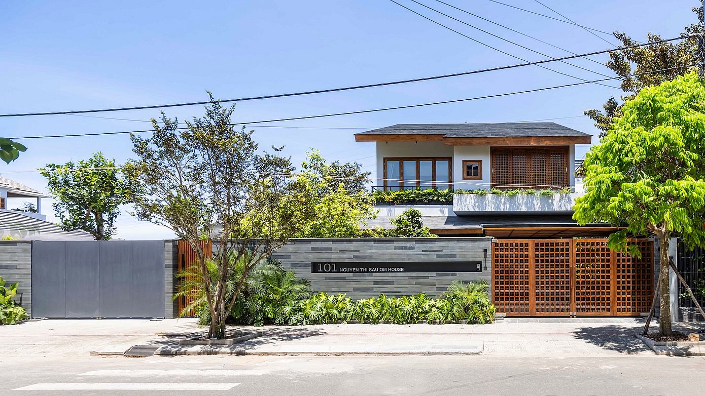 OM House by An Nam Design and Build | HomeAdore